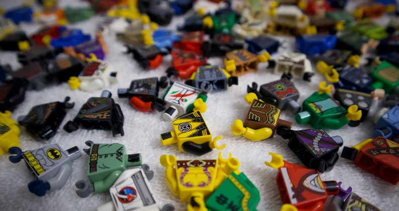 Lego Minifigure Body Parts Set: (20x) Piece Lot Head, Torso, Legs ...