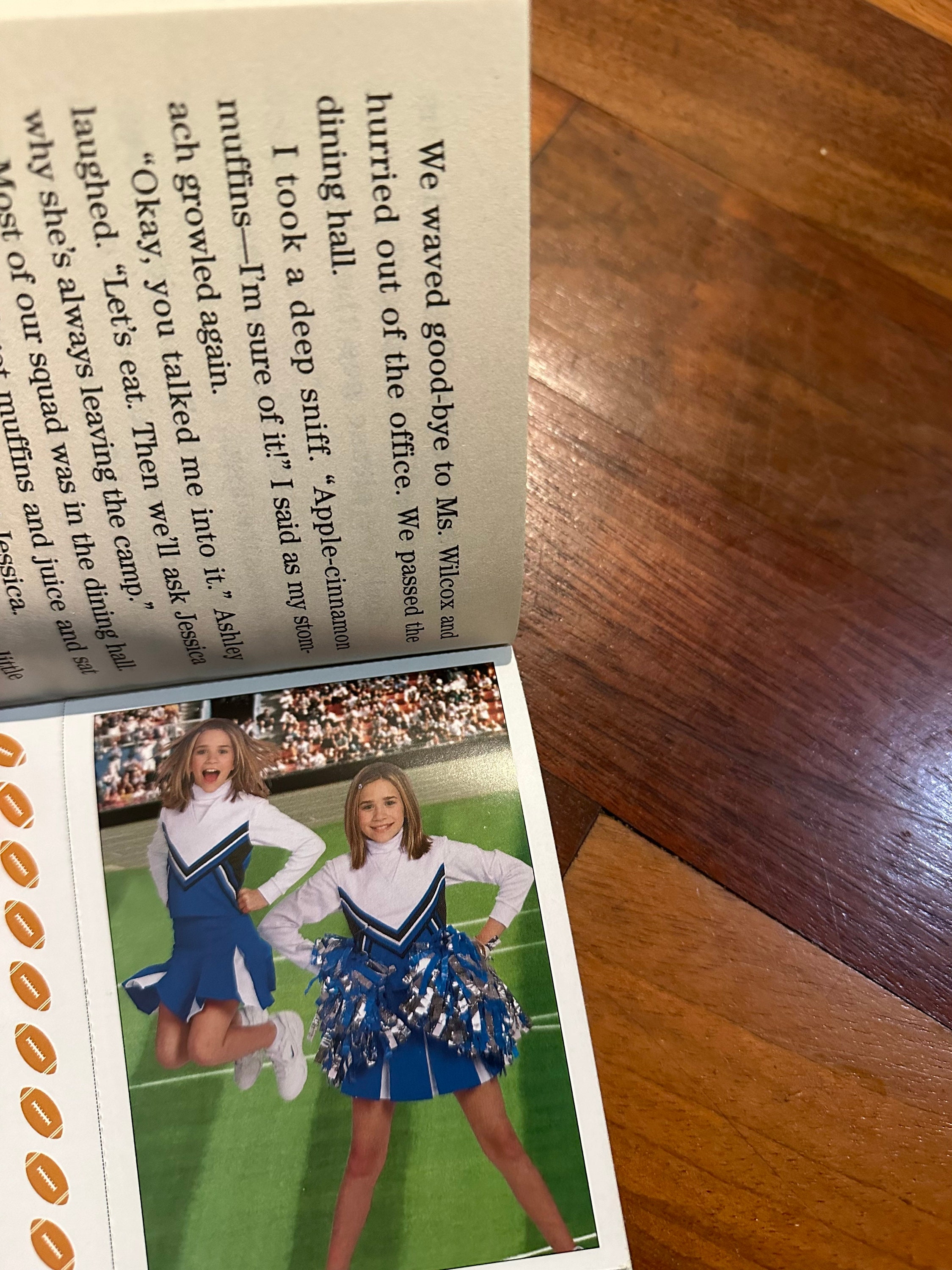 Mary-kate & Ashleythe Case of the Cheerleading Tattletale Book - Etsy