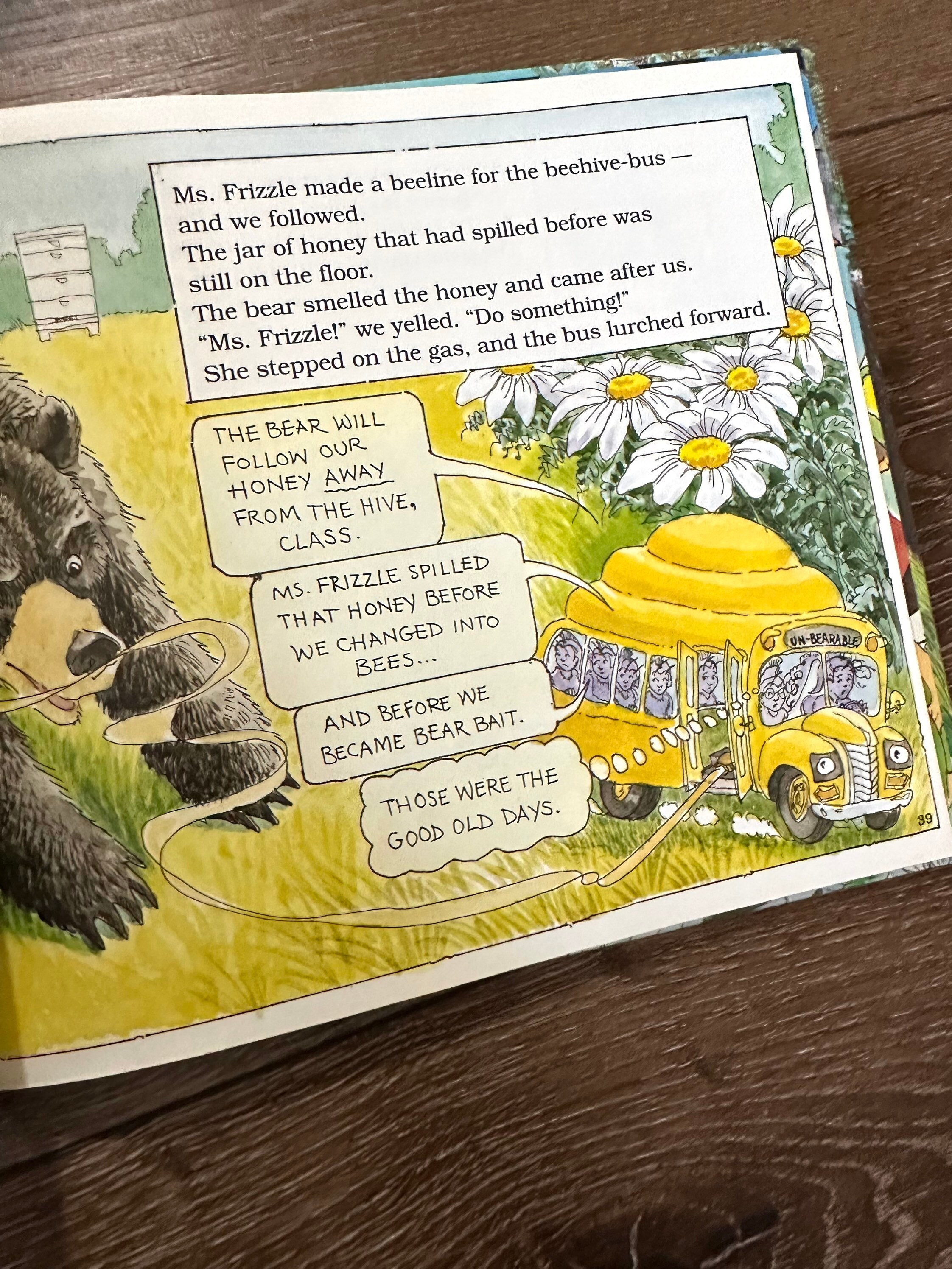 The Magic School Bus Series: Inside a Beehive. hardcover, 1996 RARE - Etsy