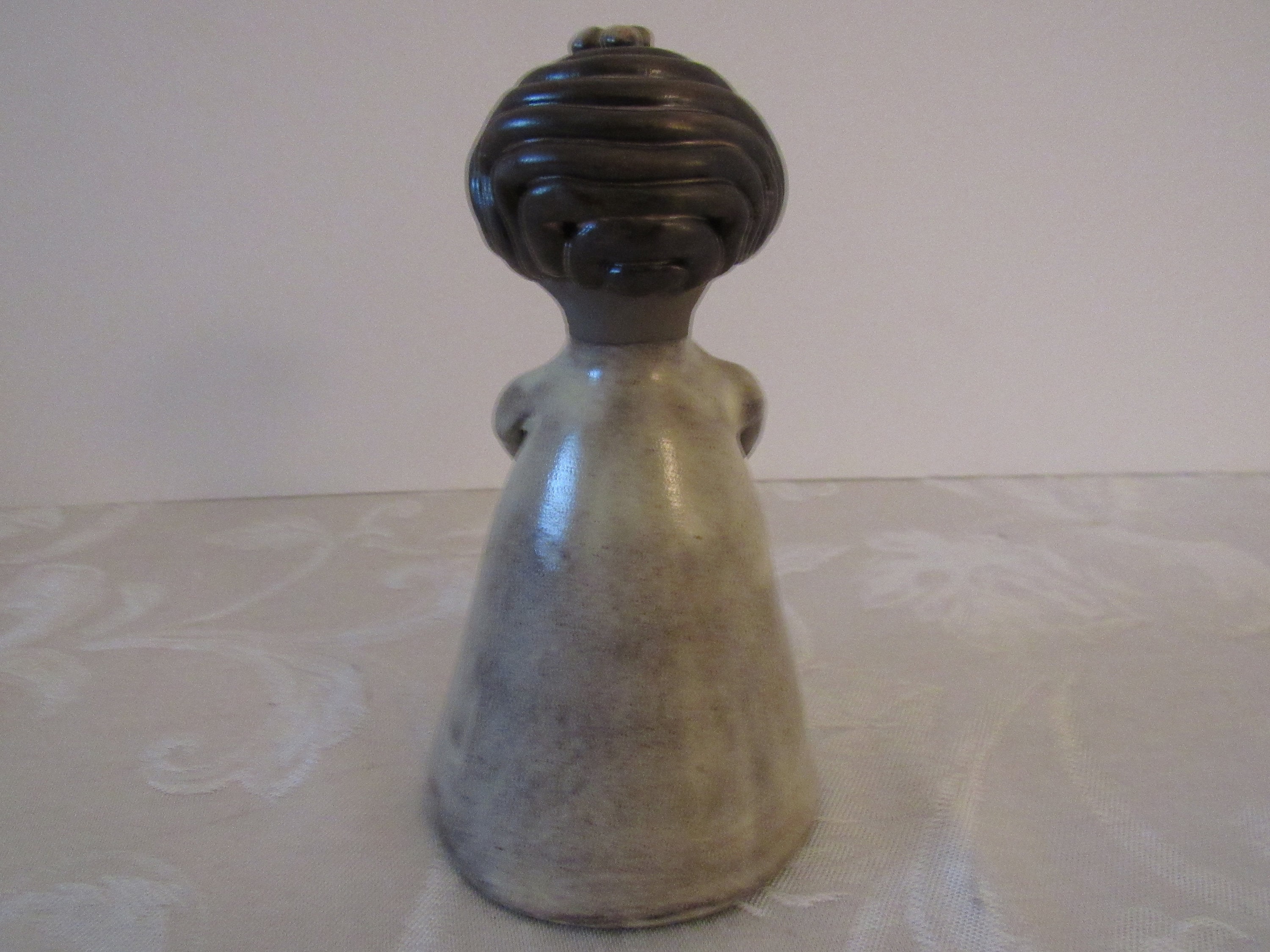 Vintage Elbogen Keramik Pottery Girl Figurine Flower Holder - Etsy