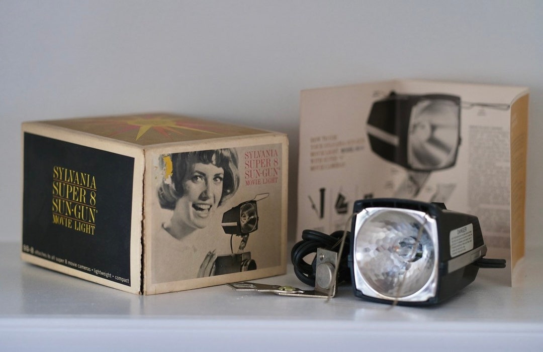 1965 Vintage Sylvania Super 8 Sun-gun Movie Light in Original Box in ...