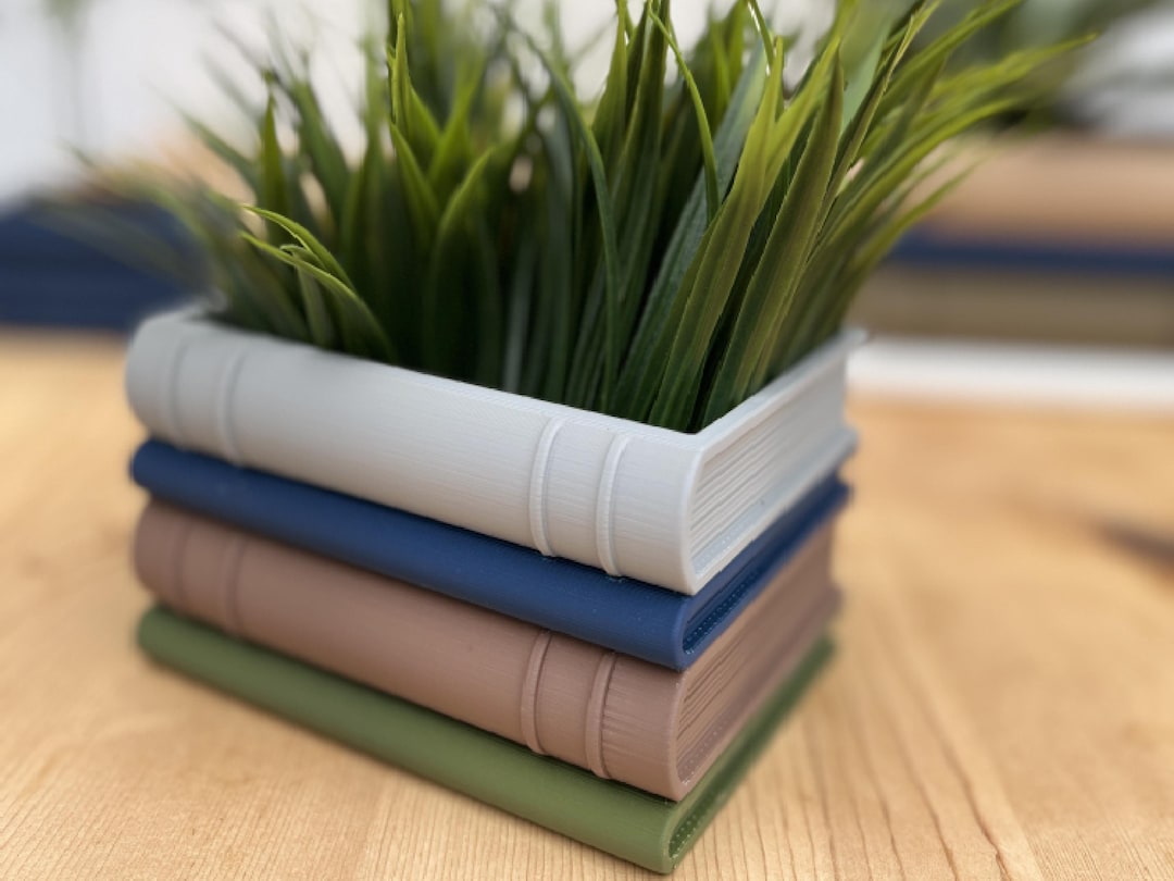 Book Planter for Readers, Stack of Books Succulent Plant Pot, Succulent ...