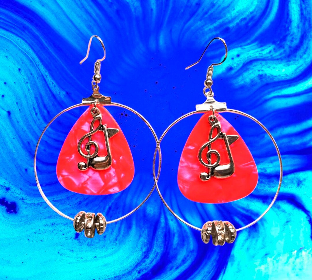 Music Note and Treble Clef on Hot Pink Pearloid Guitar Plectrum or Pick ...