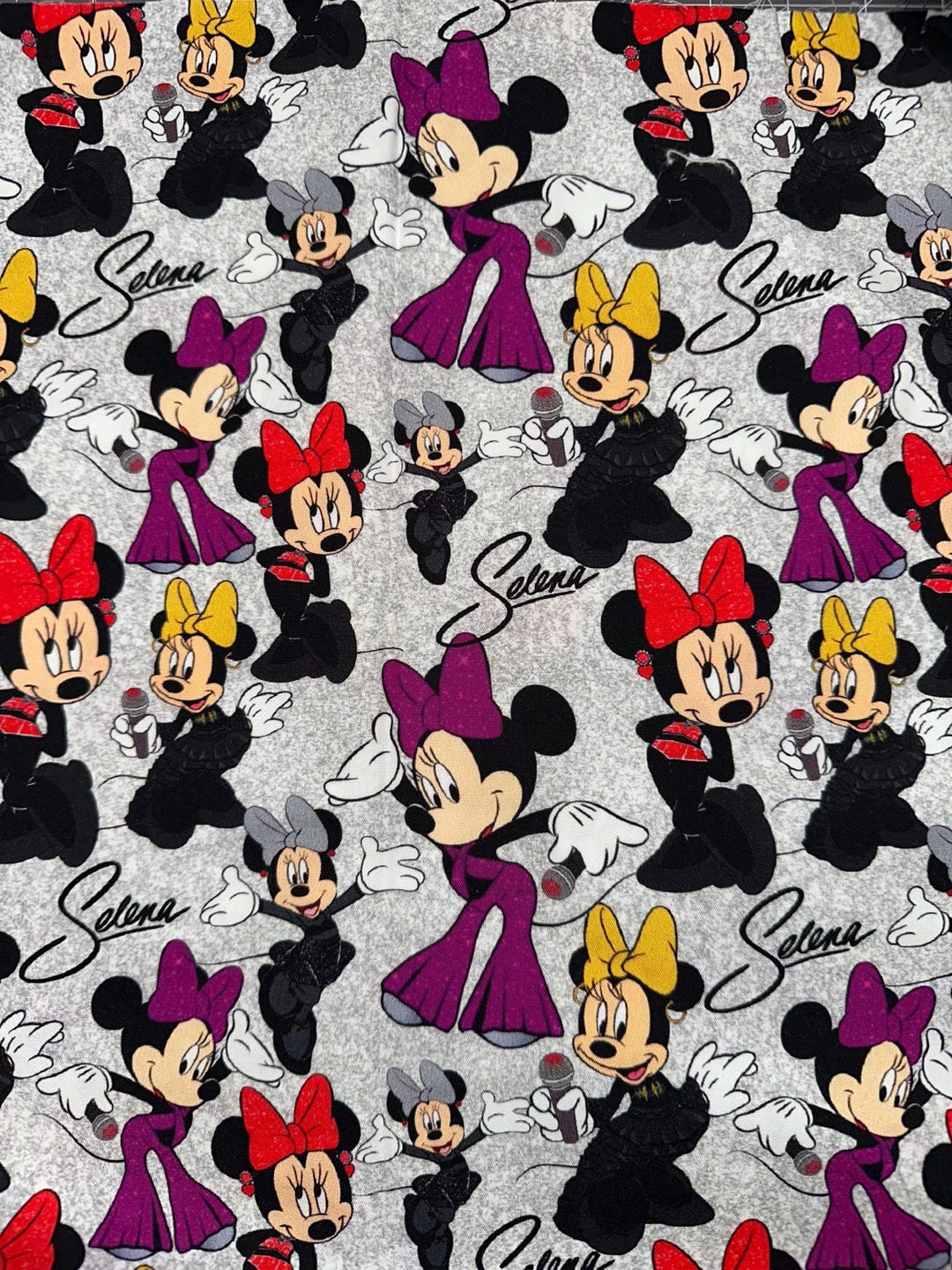 Minnie Mouse Selena Cotton Fabric / Fat Quarter 18”x27”, 1/2 Yard 18"x ...