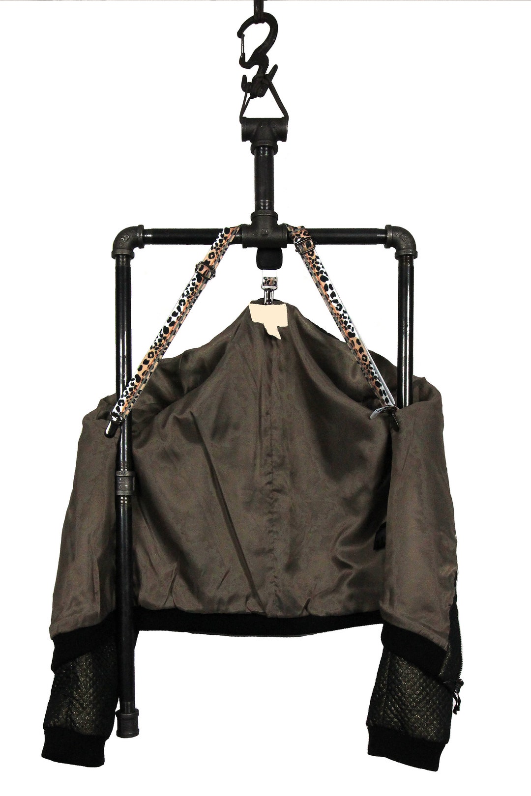 ENTHUSIASTICALLY FEARLESS Jacket Clips Leopard Hands-free Jacket Strap ...