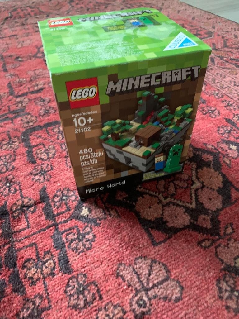 Lego Minecraft Set 21102 Microworld the Forest Retired 442 Pieces NEW ...