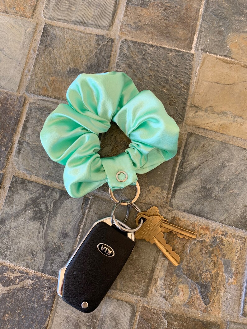 Satin Scrunchie Keychain - Etsy