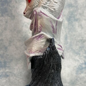 Bat Idol Mini-statue (albino) - Etsy