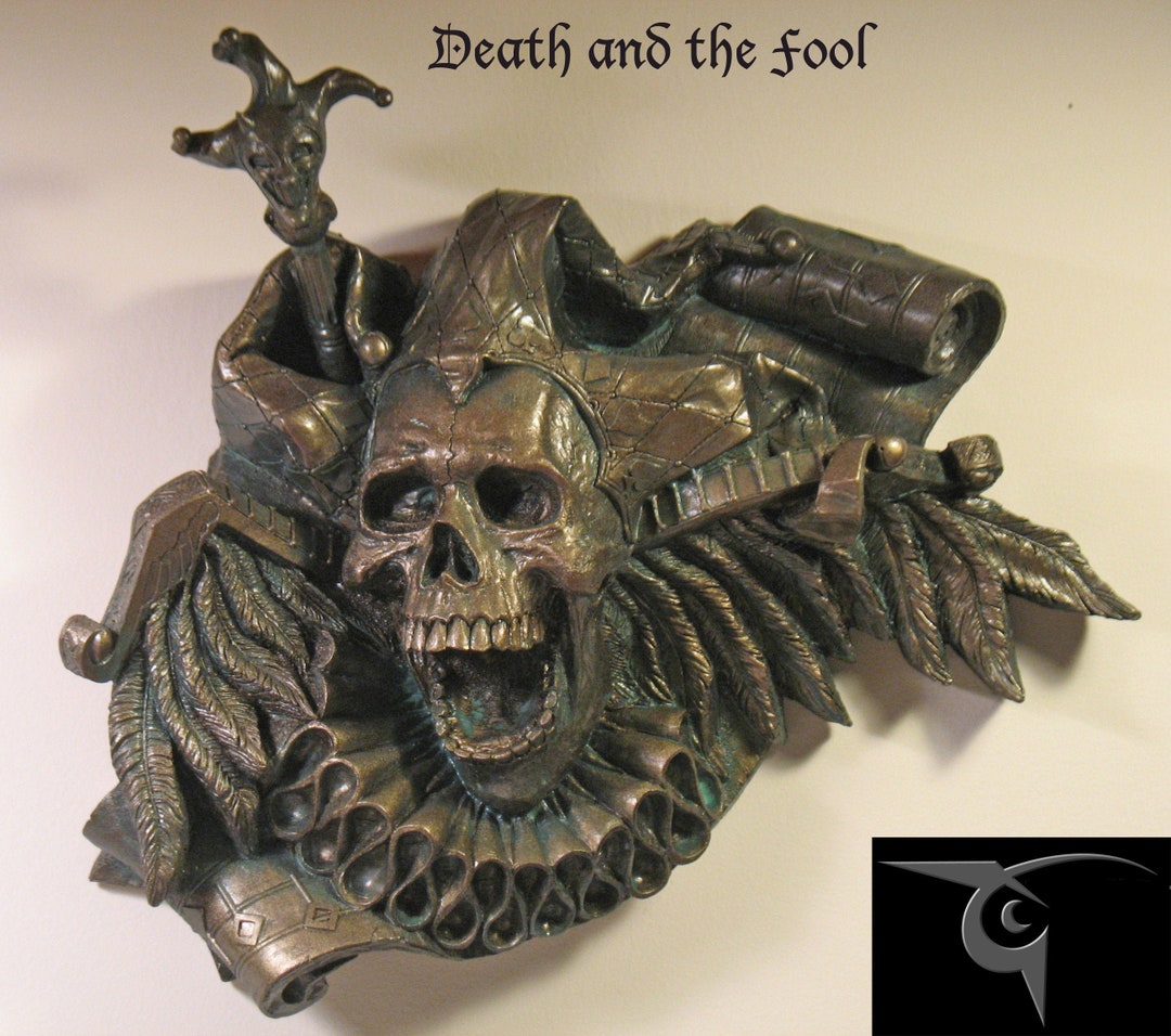 Death and the Fool Laughing Harlequin Jester Skull Wall Hanging - Etsy