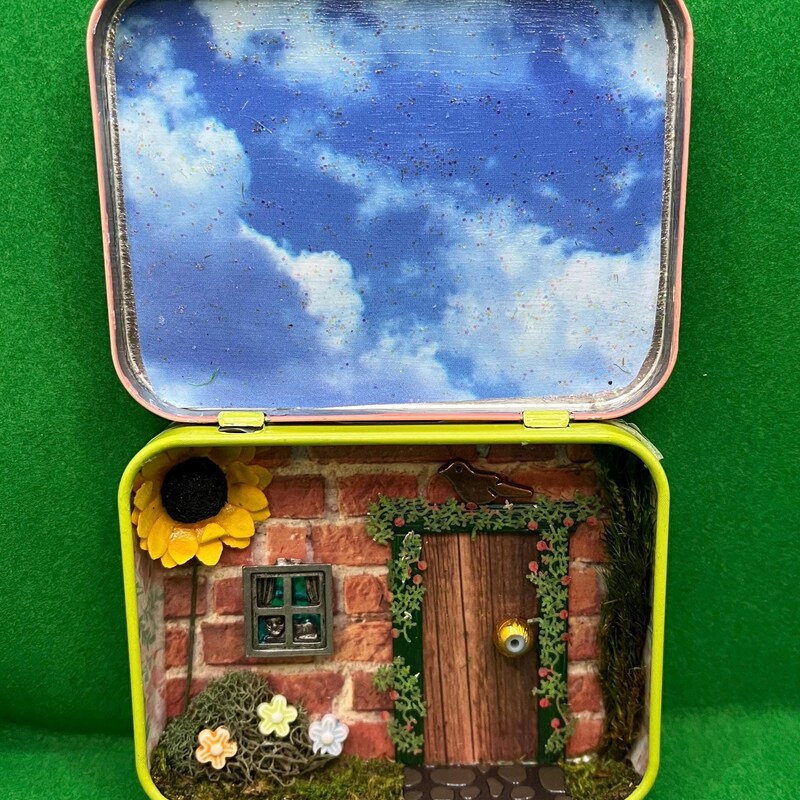Altoid Tin Diorama - Etsy