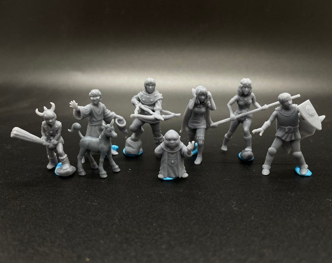 Young Squire NPC Figure Perfect for Dnd, Pathfinder, 9th Age, 5E, and ...