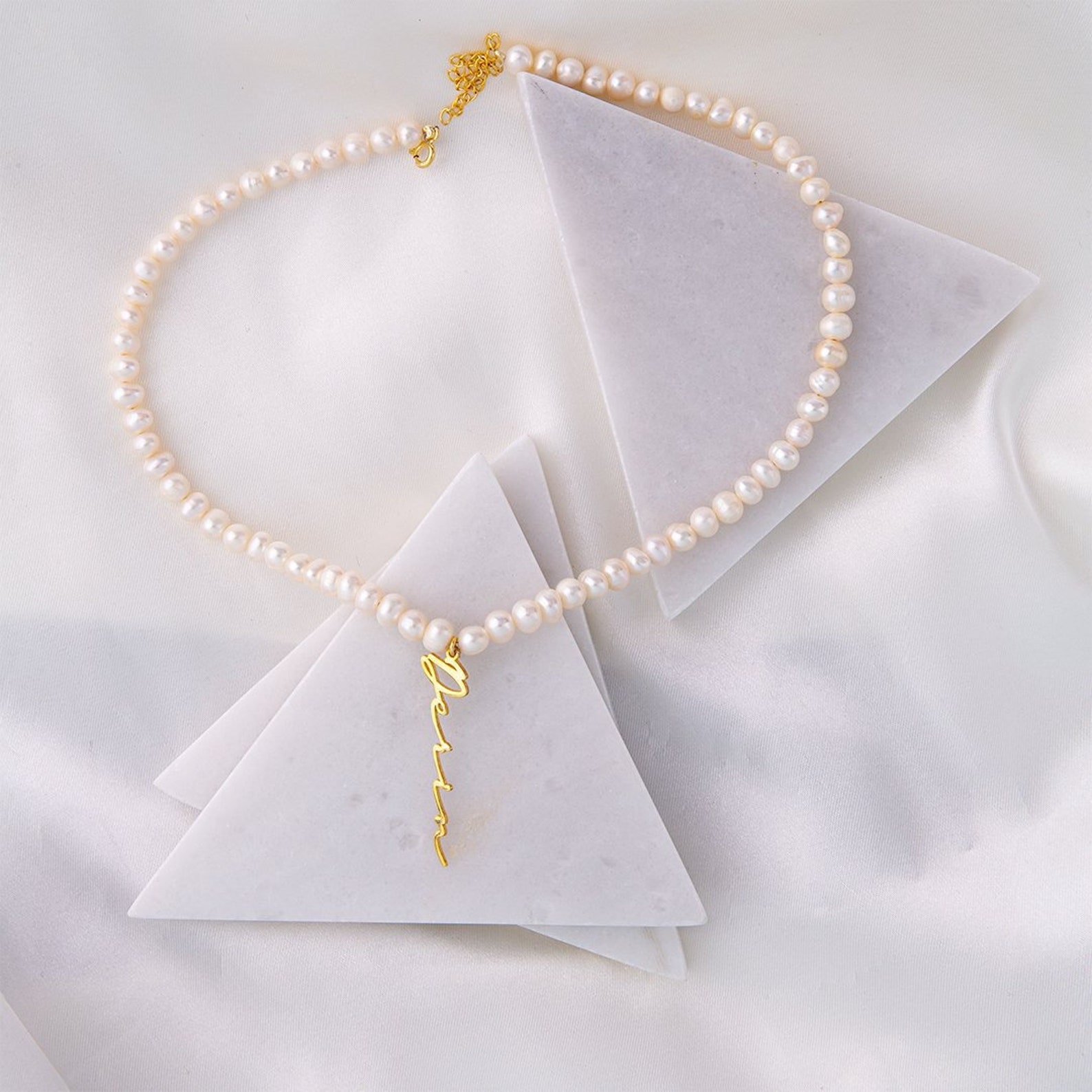 Pearl Necklace Pearls Name Necklace Vertical Jewelry Custom - Etsy