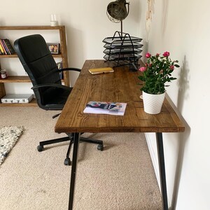 RUSTIC COMPUTER DESK - Recycled Scaffold Boards - Black Industrial ...