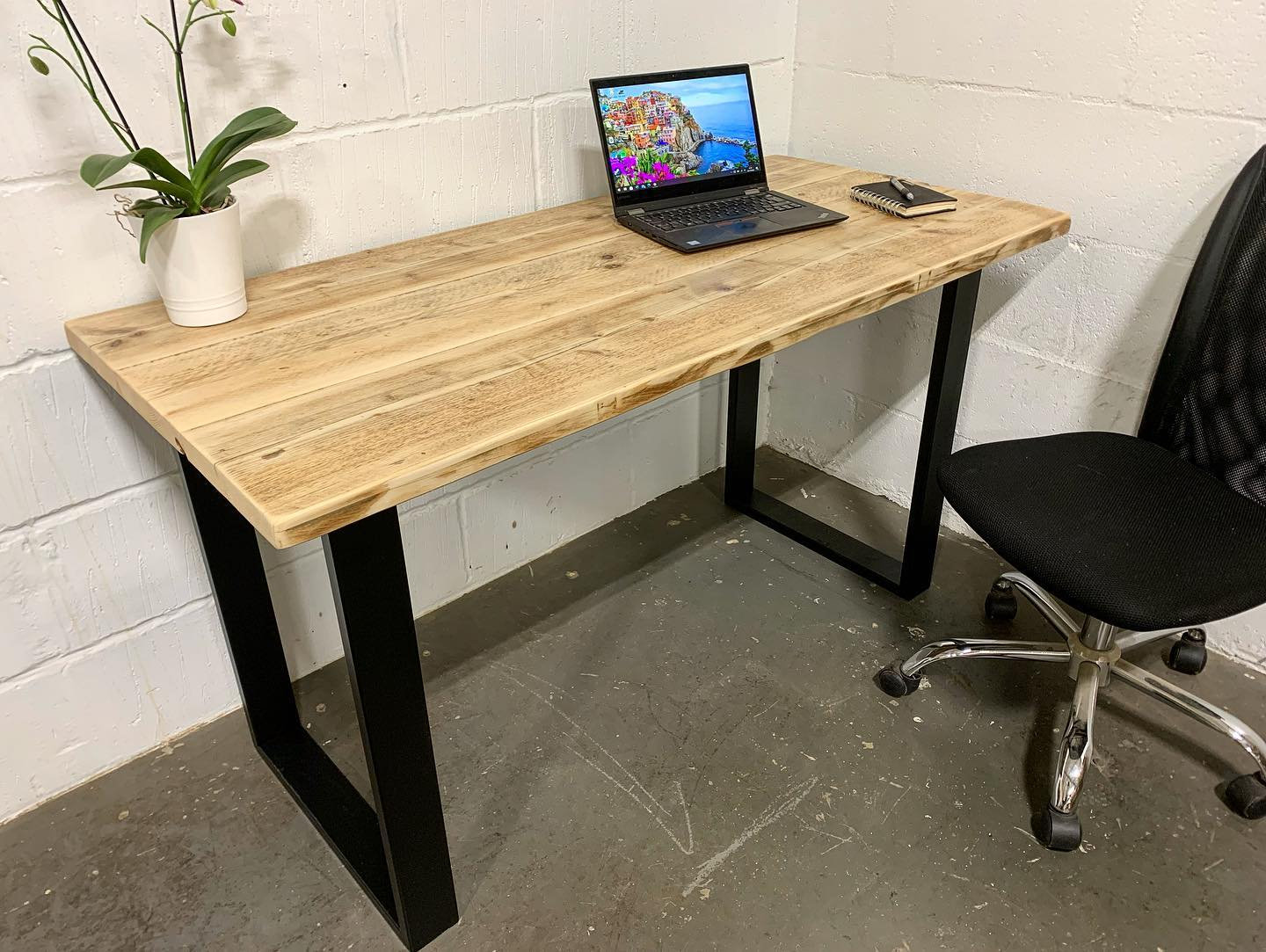 RUSTIC COMPUTER DESK Recycled Scaffold Boards Black | Etsy