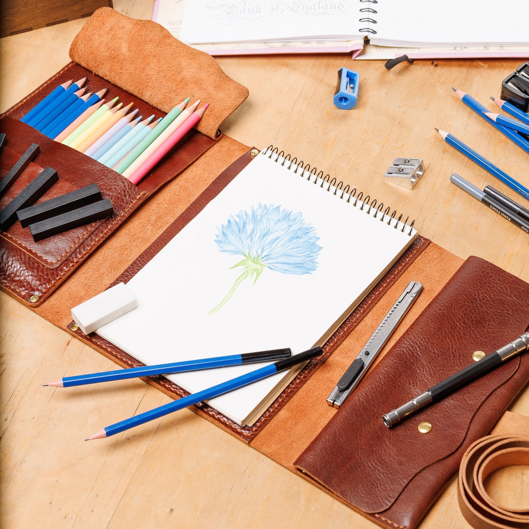 A5 Leather Sketchbook Cover, Personalized Artist Travel Organizer for ...