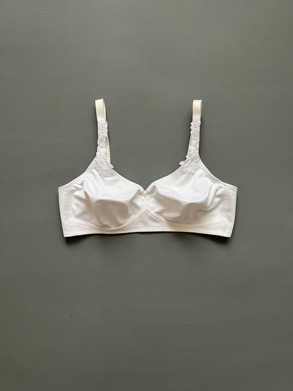 Vintage Triumph Bullet Bra, Retro Sheer Floral Lace P… - Gem