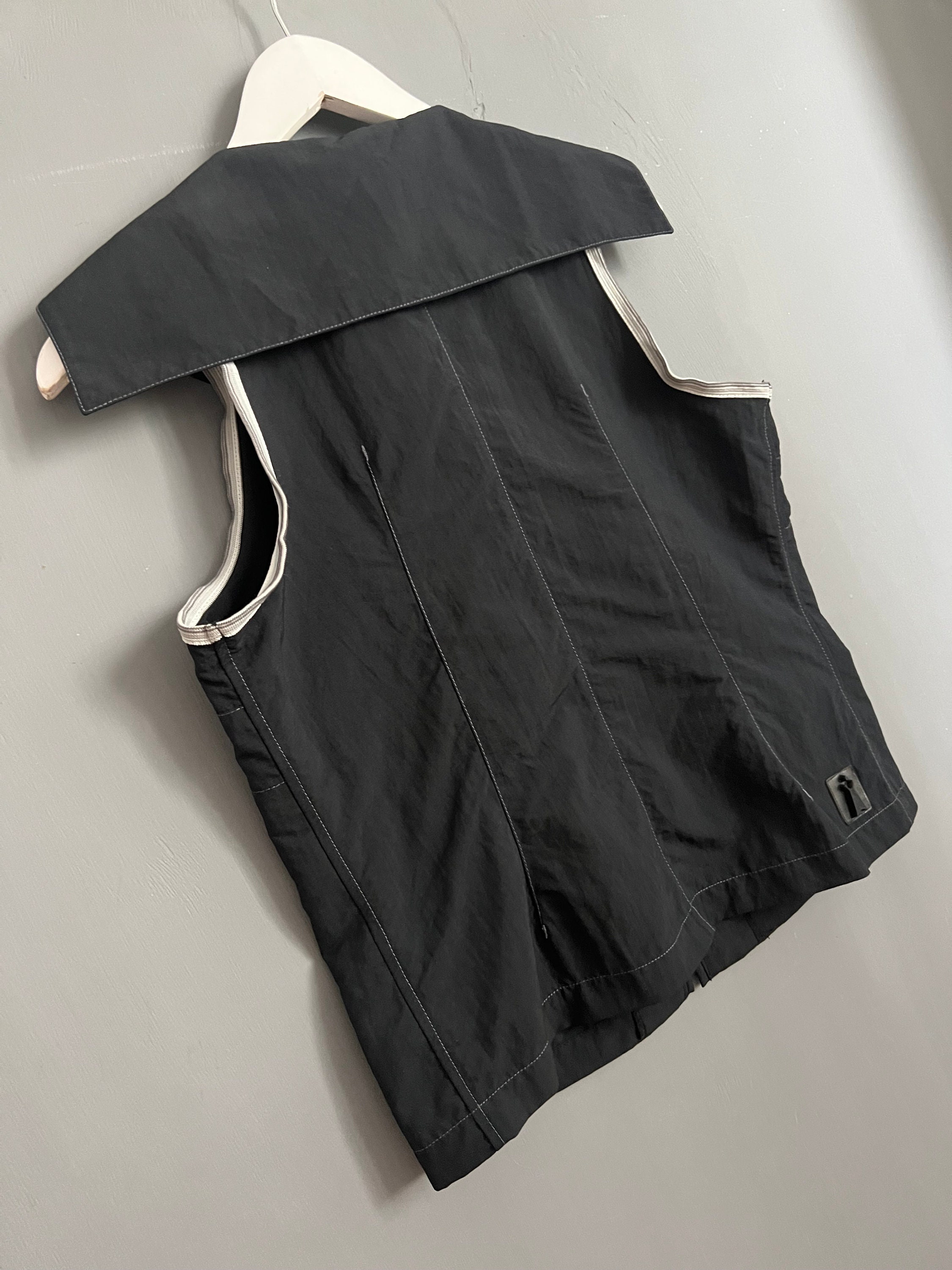 Vintage Cop Copine Paris Womens Vest Black White Gray Polyamide Top ...