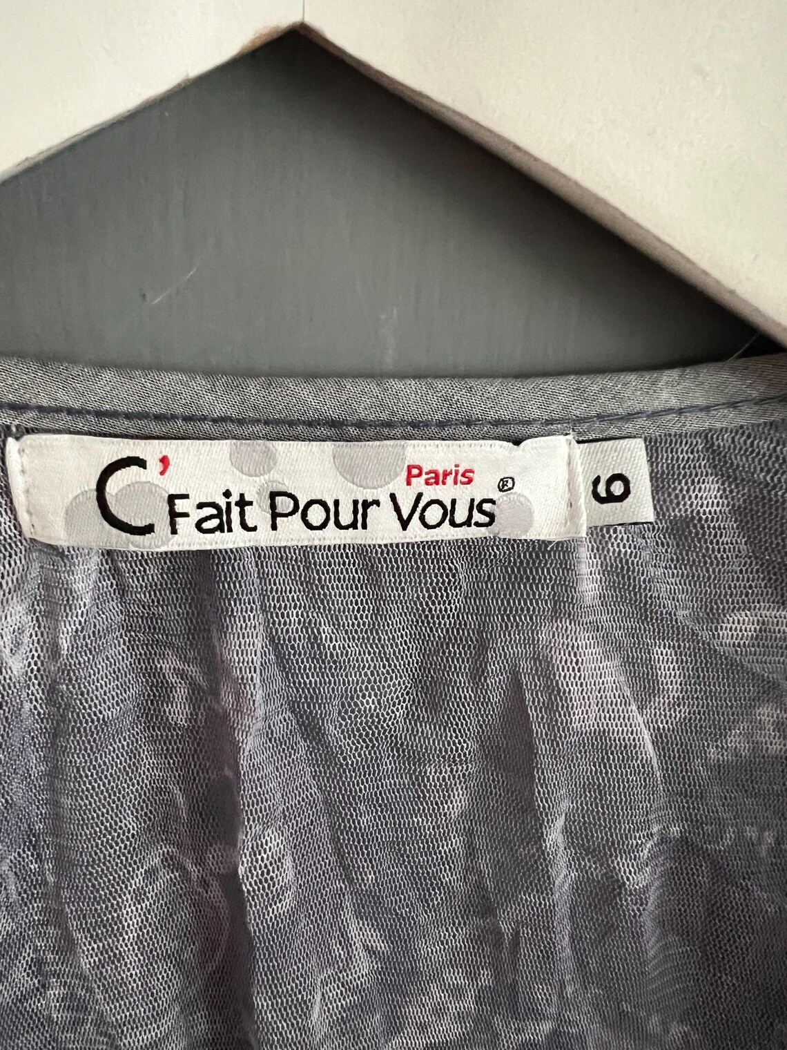 Vtg Sweet Mesh Top Abstract Print Gray White Polyester Translucent ...
