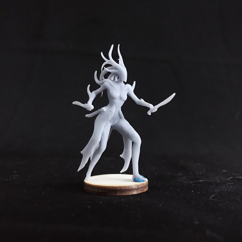 Sylvan Stalker/ Woodland Guardian 3D RESIN Printed 28-32mm Miniature ...