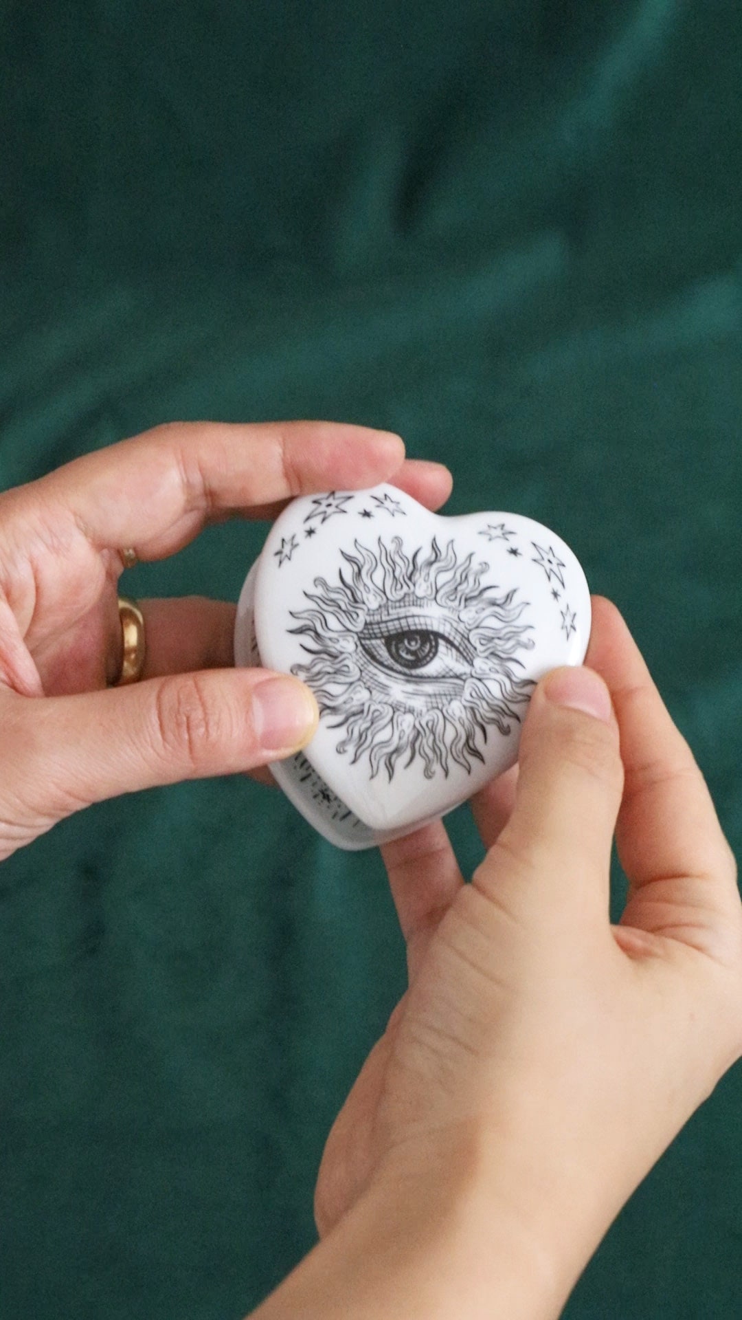 Heart Flare Box Heart Porcelain Trinket Box, Jewelry Ceramic Box With ...