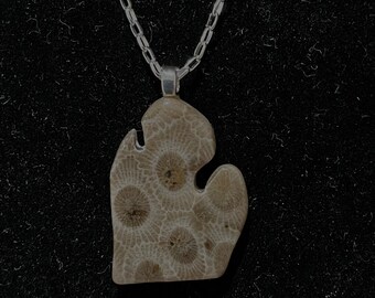 Mitten Necklace - Etsy