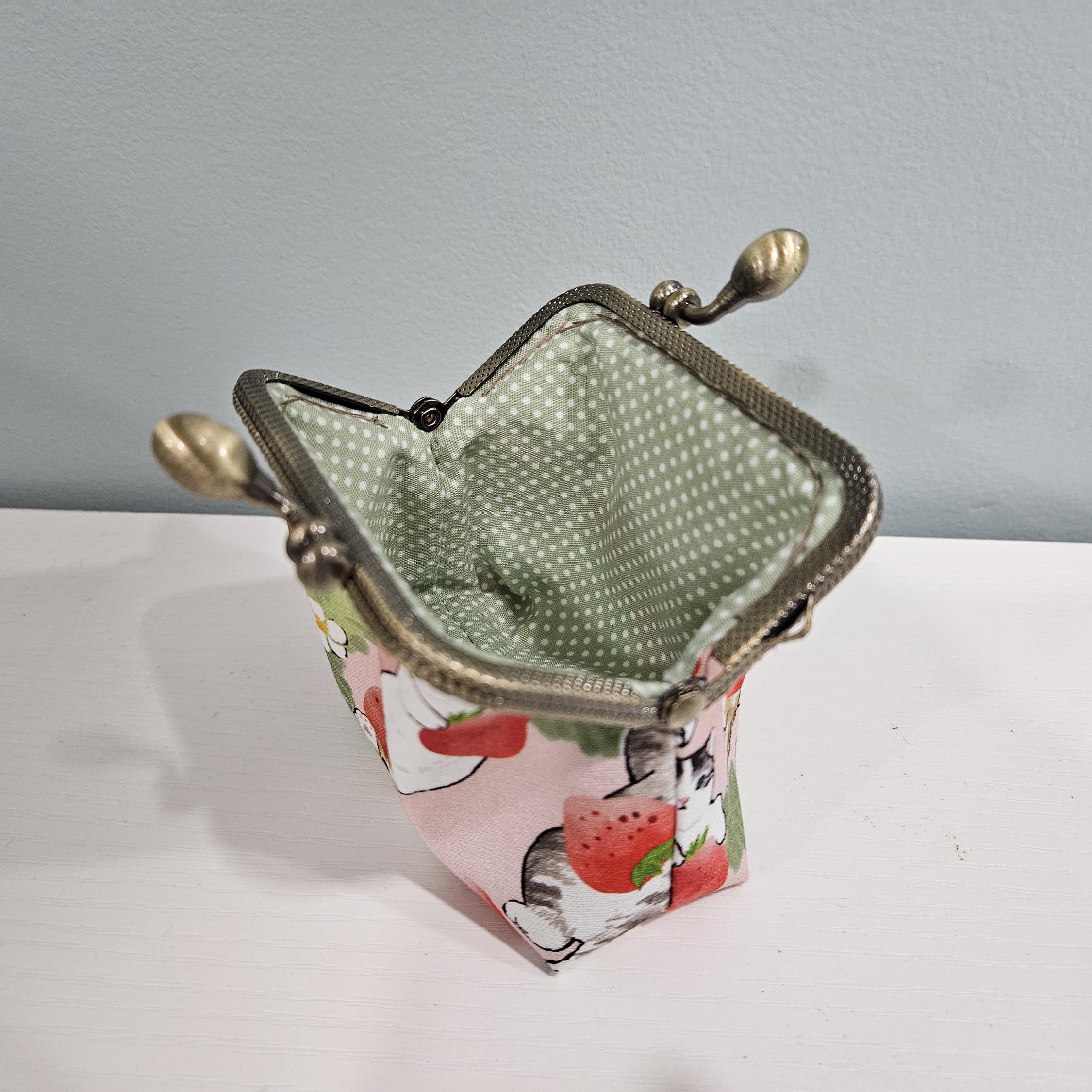 Mofusand Kitties and Strawberries Coin Purse - Etsy