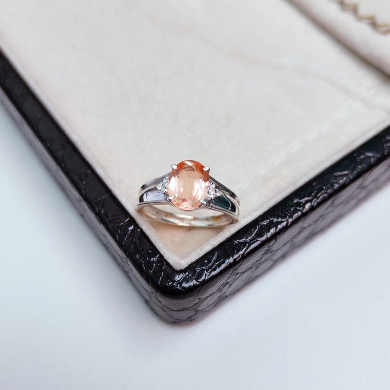 Peach Lab Sapphire Ring - Etsy
