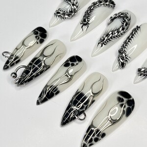 Silver Reptiles & Black Blooming on White Long Stiletto Press on Nails ...