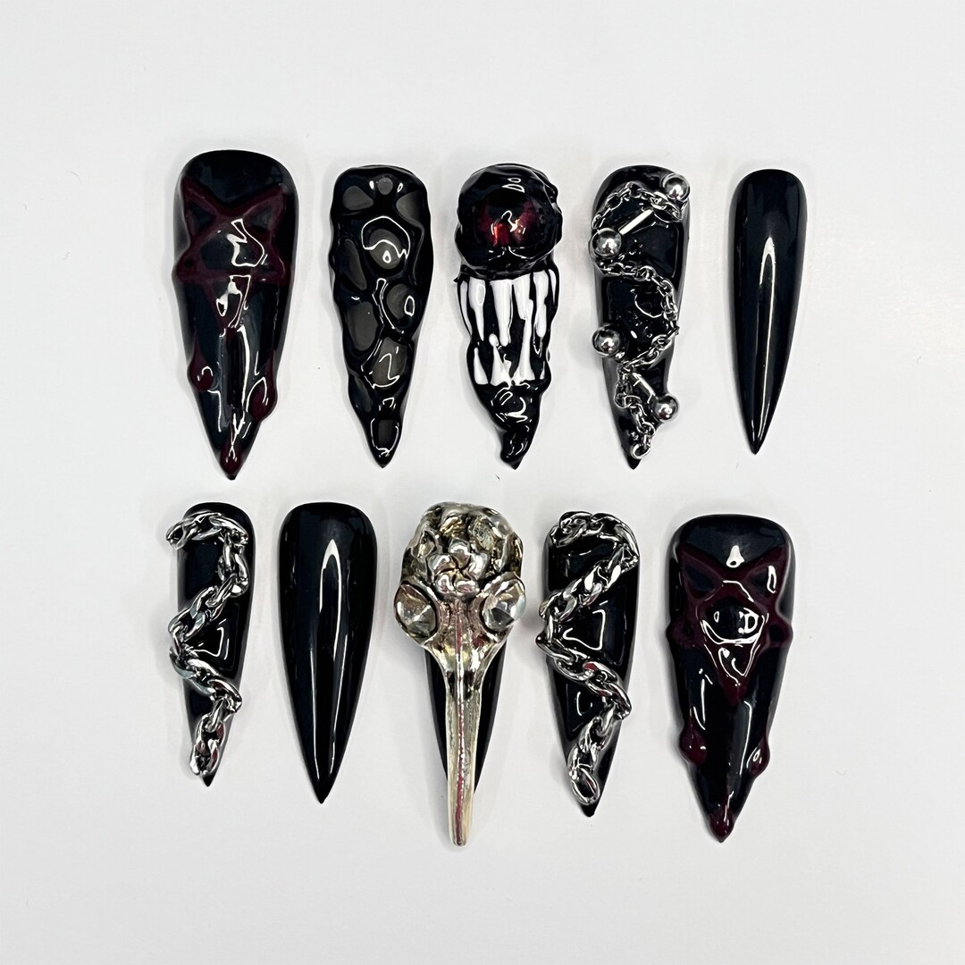 Black Obsession With Fangs And A Crows Head Long Stiletto Press On
