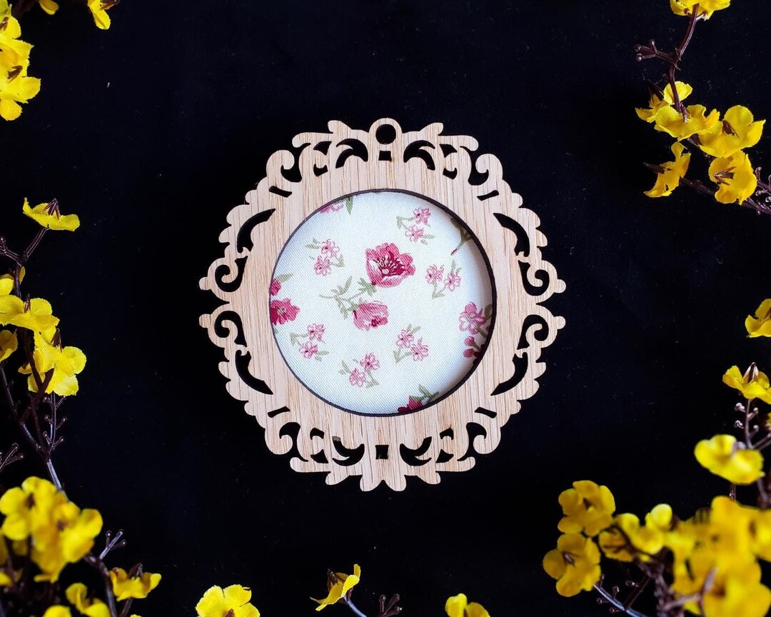 Mini Embroidery Frame 5 | Ornament Frame, Mini Frame, Vintage Frame for ...