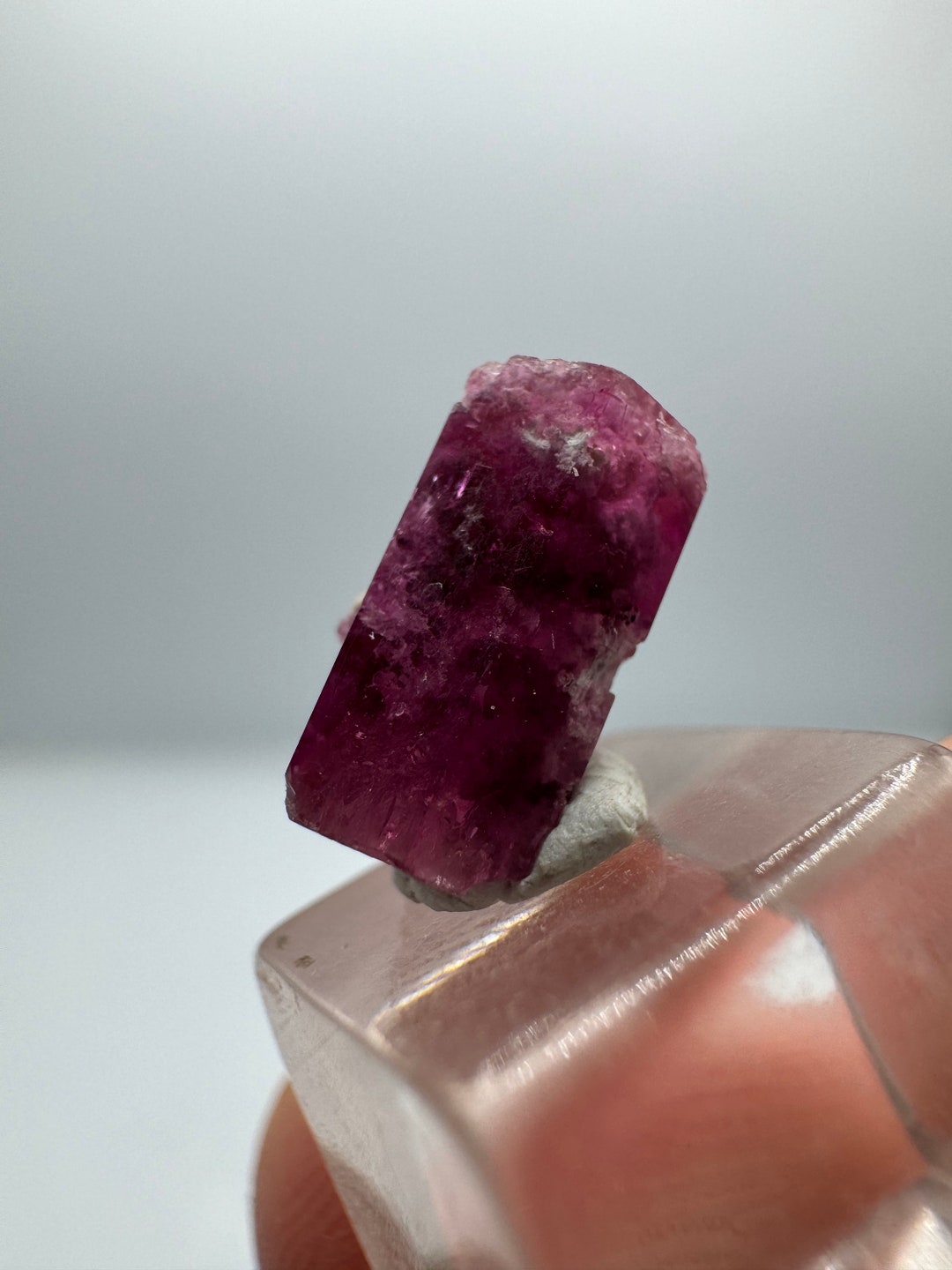 Red Beryl Crystal Utah - Etsy