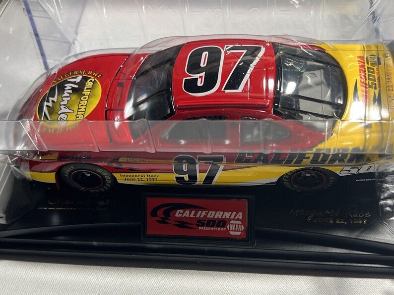 Revell Inaugural California 500 Pace Car 1997 Grand Prix Die-cast 1:24 ...
