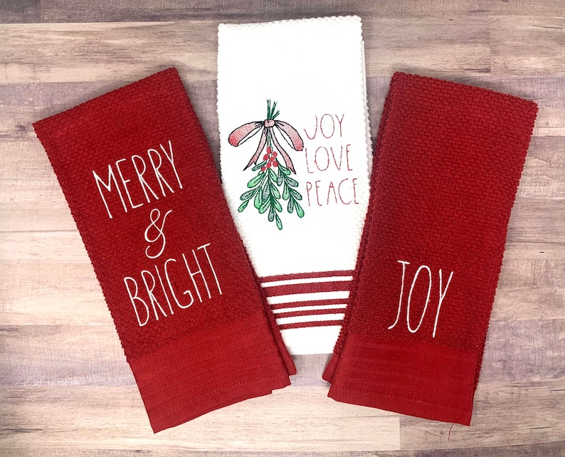 Embroidered Christmas Kitchen Towel Set Merry Christmas - Etsy