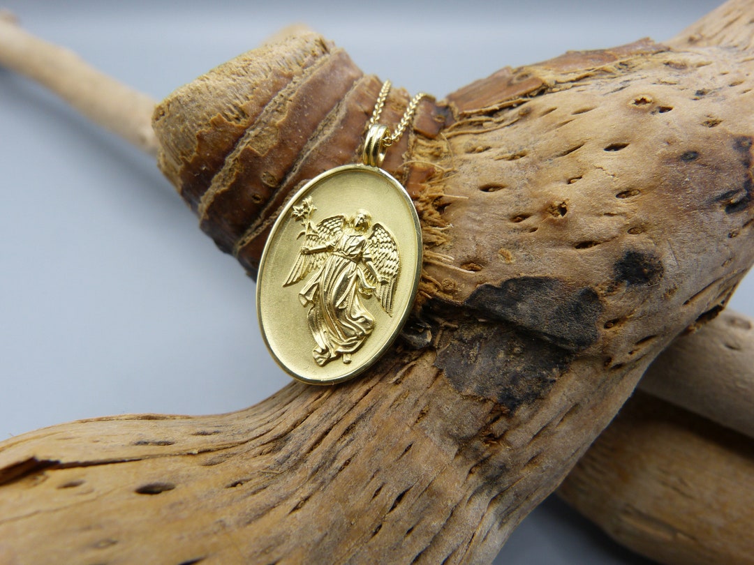 Heavy Guardian Angel Amulet - Pendant Made of 750 Yellow Gold - 18 ...