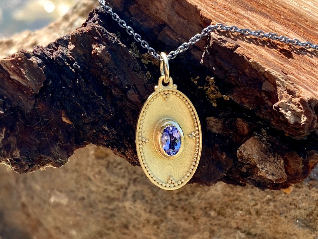 Amulet Made of 750 Yellow Gold With Granulation and Tanzanite 18 Carat ...