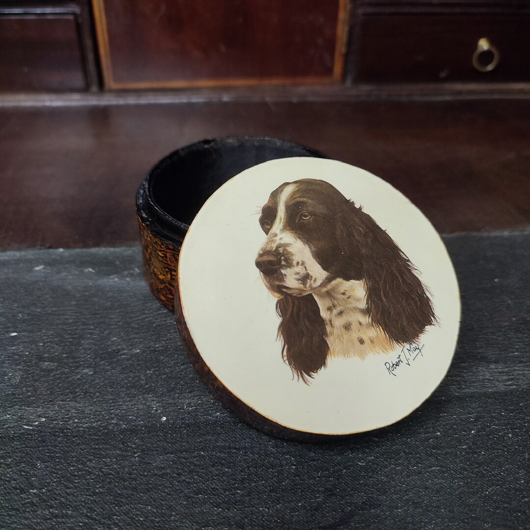 English Springer Spaniel Dog Portrait Circle Trinket Box by Robert J ...
