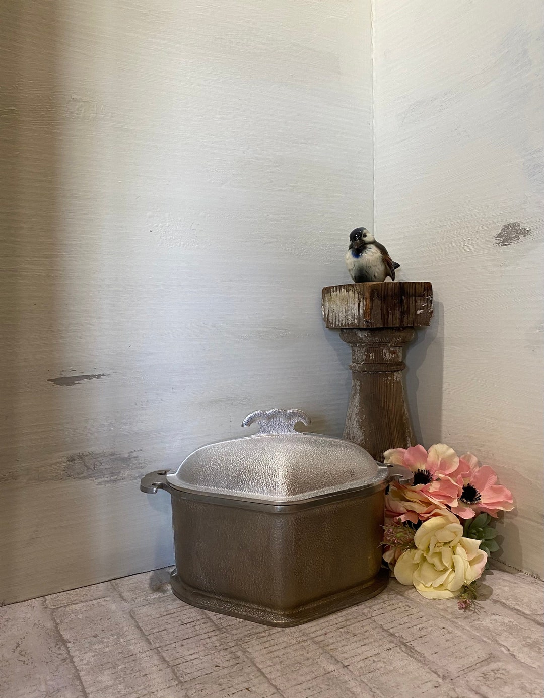 Guardian Service Ware*unique Triangle or Heart Shape Aluminum Pot ...