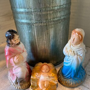 Vintage Chalkware/plaster Small, Chippy Holy Family Nativity Scene Set ...