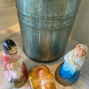 Vintage Chalkware/plaster Small, Chippy Holy Family Nativity Scene Set ...