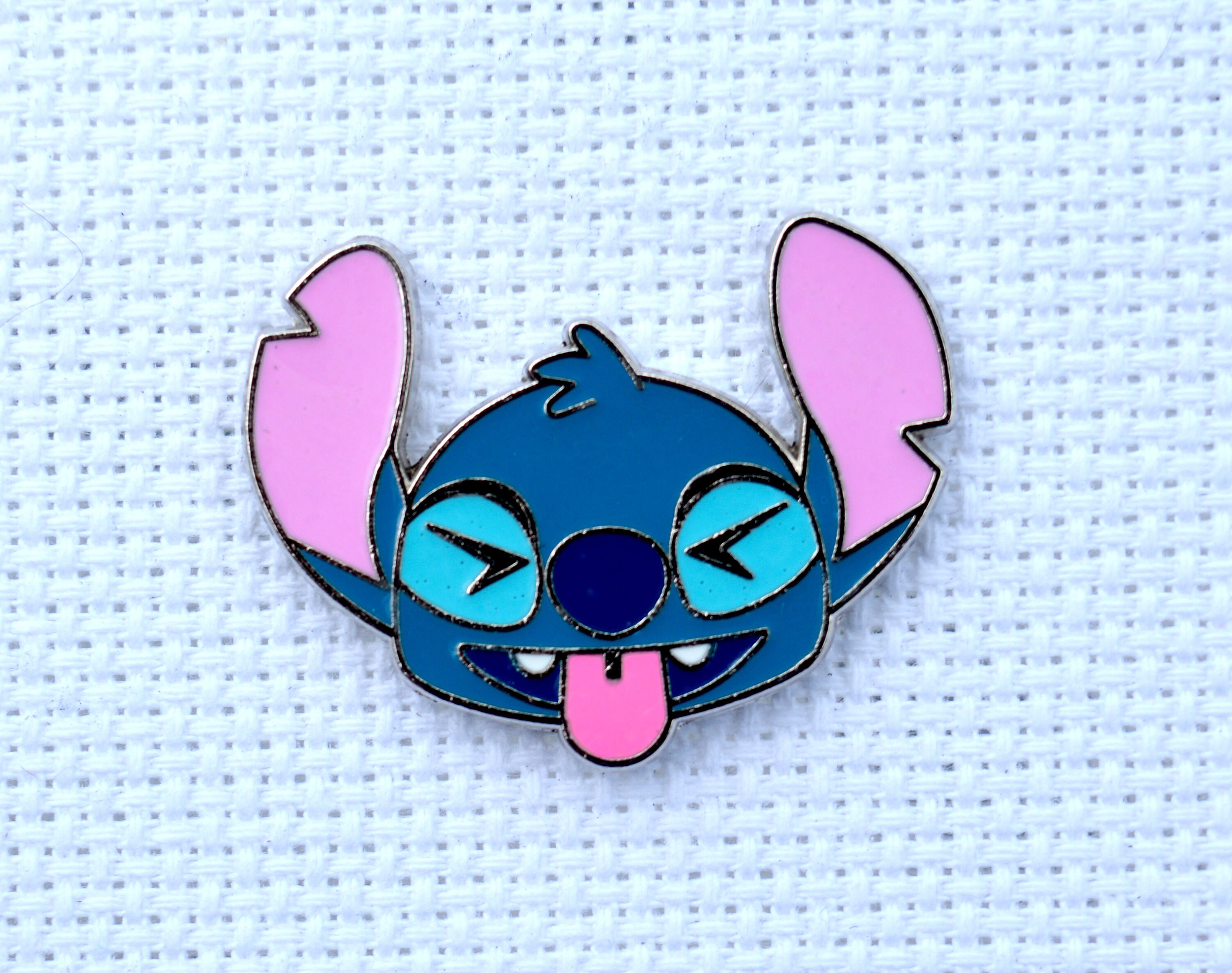 Disney | Pooh Bear | Sully | Monster's INC | Stitch | Minnie Mouse ...