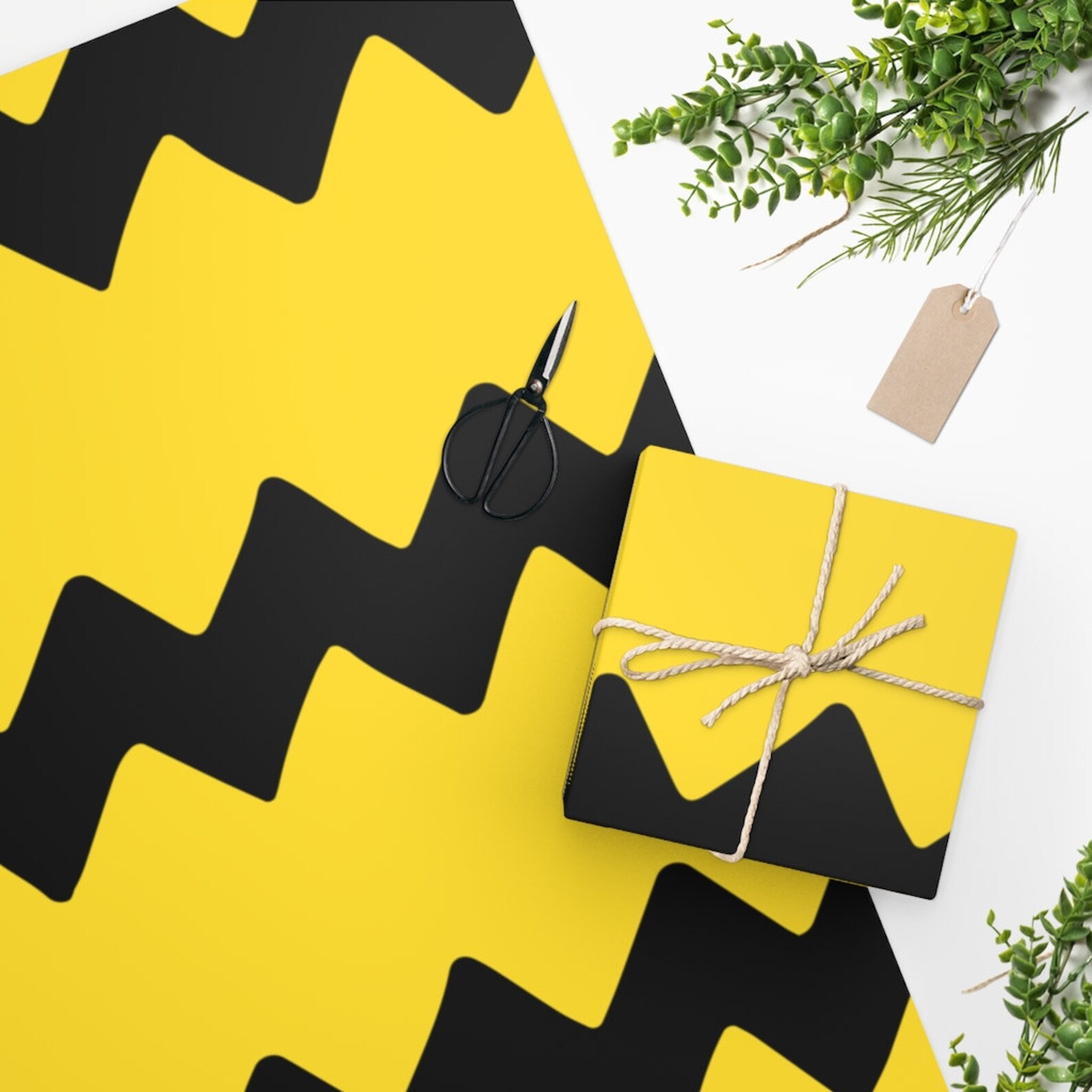 Wrapping Paper/ Charlie Brown Wrapping Paper/ Snoopy Wrapping Paper ...