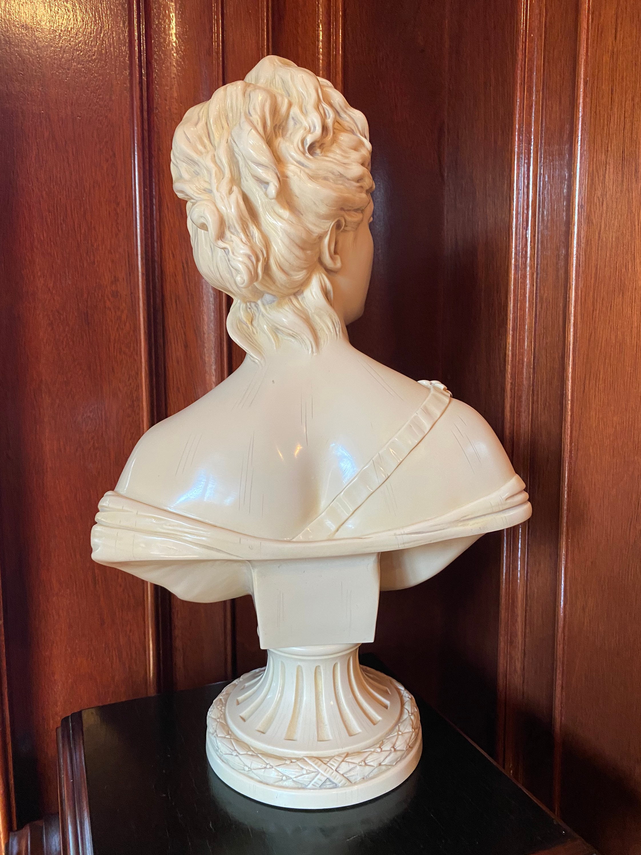 Traditional Roman Female Bust Sculpture. - Etsy