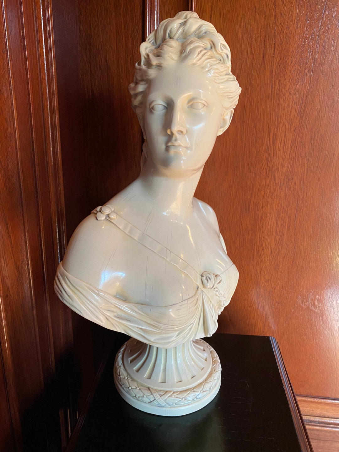 Traditional Roman Female Bust Sculpture. - Etsy