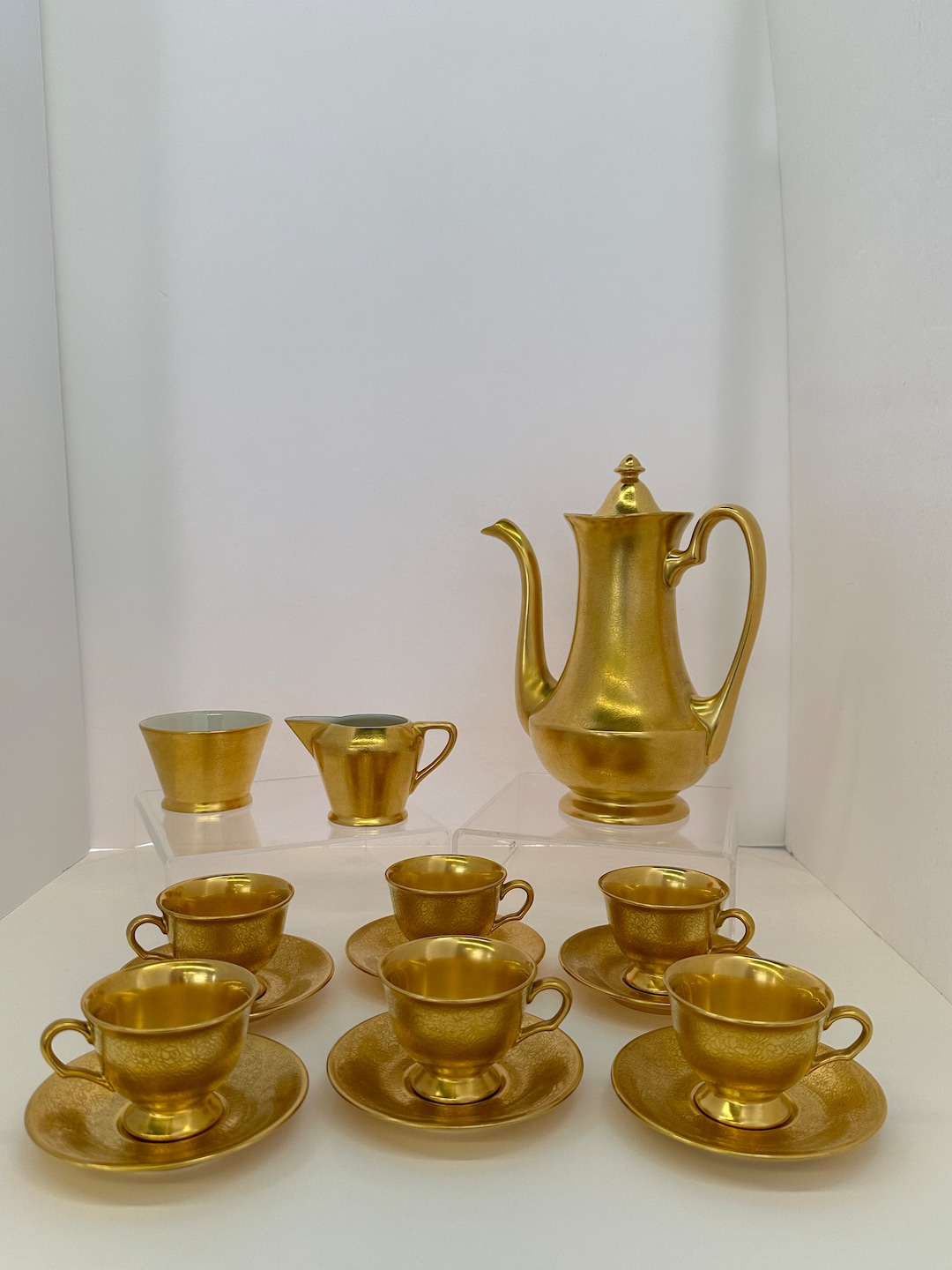 Vintage Pickard Rose & Daisy 16-piece Tea/coffee Set With 24k Gold ...