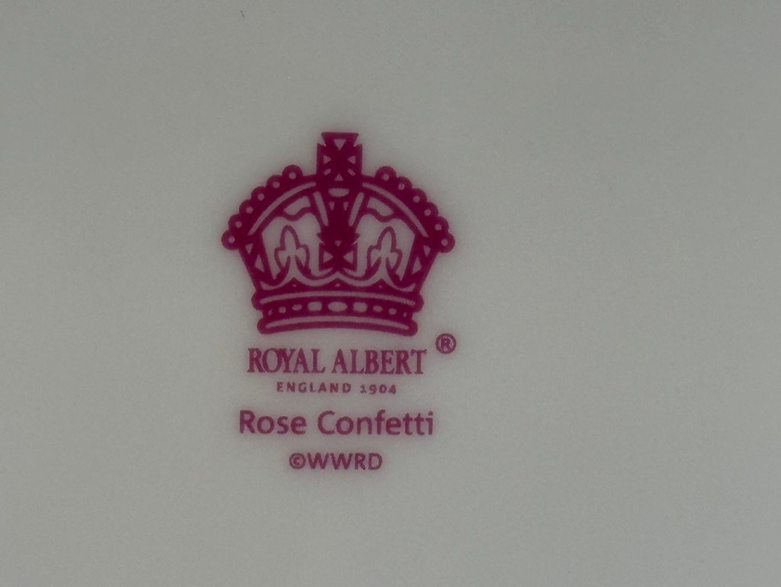Royal Albert Rose Confetti China Place Settings – Service for Four (5 ...