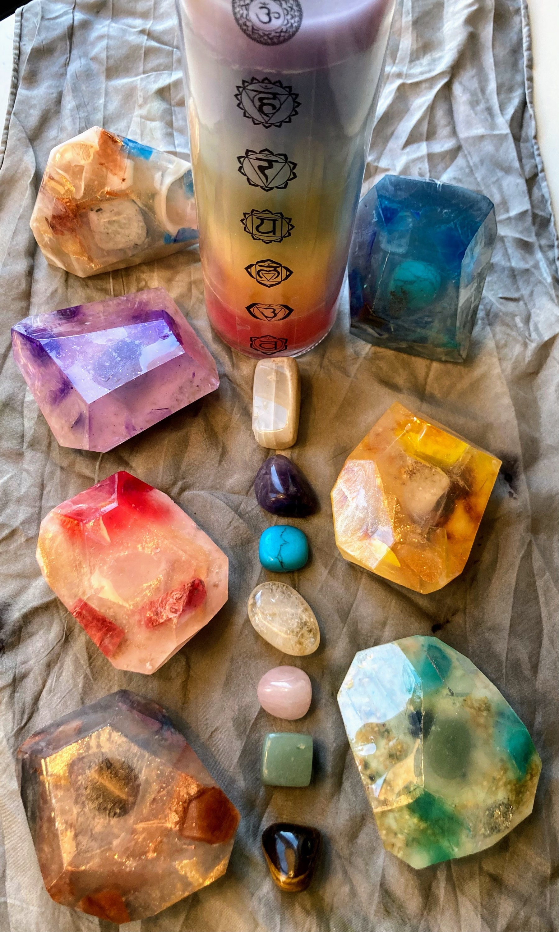 Chakra Soap Set 7 Healing Crystals Inside | Etsy