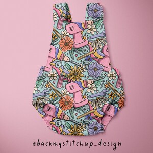 Girls Toolkit Seamless Patterns, Girly Tools Seamless Design, Pink ...
