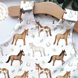 Horse Seamless Pattern, Cute Horse Fabric Design, Farm Seamless Pattern ...