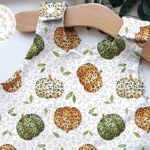 Leopard Print Pumpkin Seamless Pattern, Leopard Pumpkin Fabric Design ...