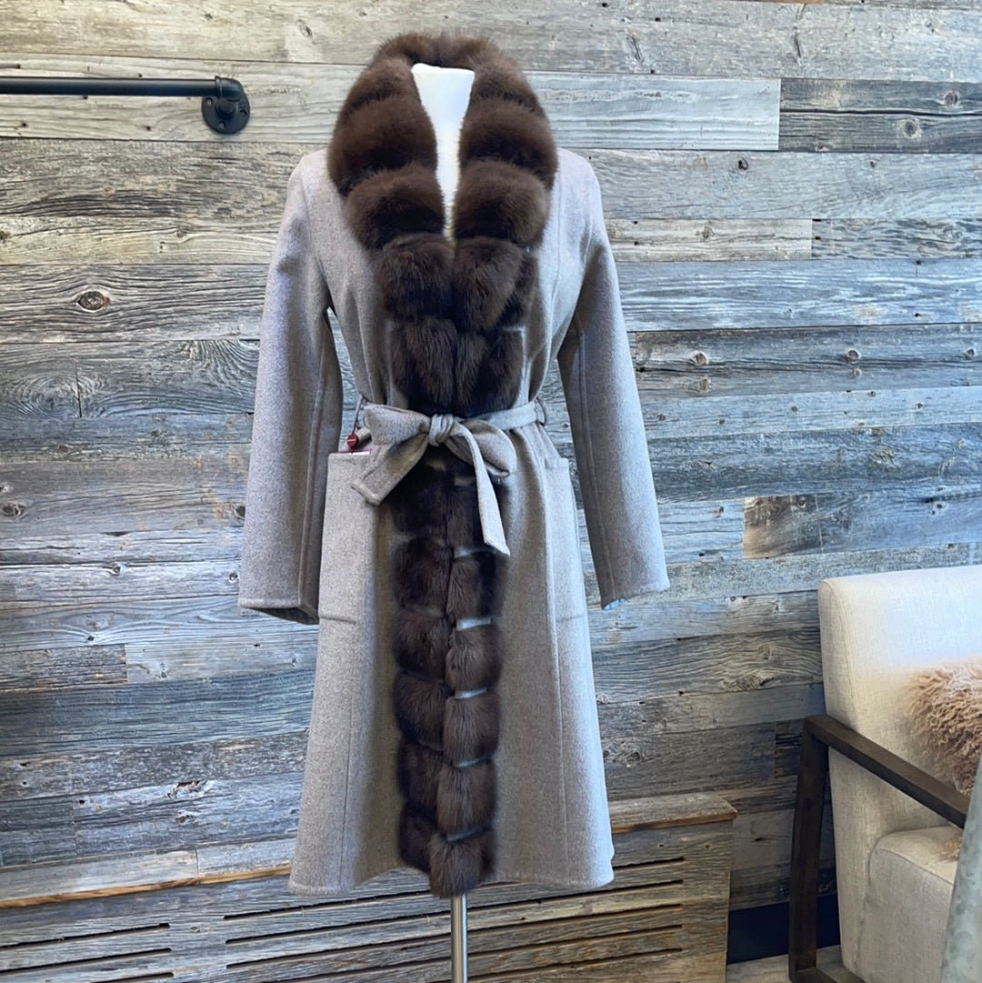 Italian 100% Cashmere Coat. European Size 38. Trimmed With Barguzin ...